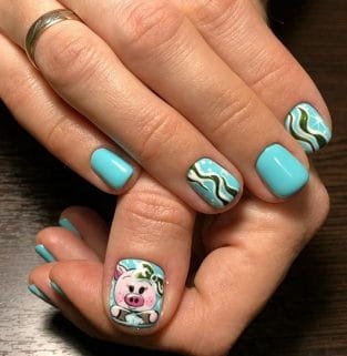 15 Stylish Pig Manicure Ideas - Page 3 of 3 - PetPress