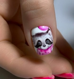 16 Trendy Raccoon Nail Arts - PetPress