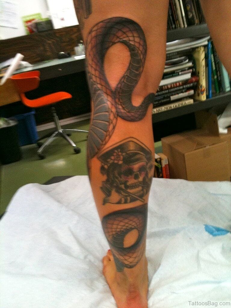 16 Traditional Snake Tattoo Designs On Leg - PetPress
