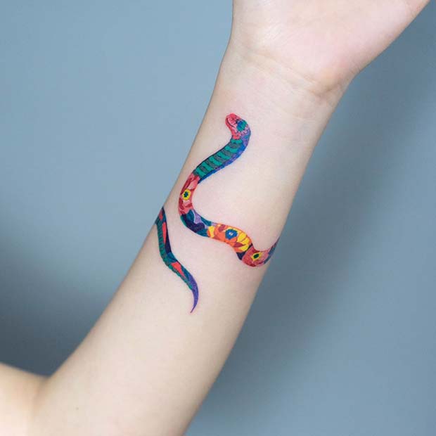 25 Traditional Snake Tattoo Designs On Wrist - PetPress