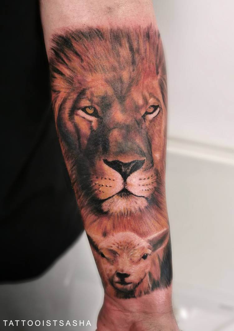 12+ Best Lion and Lamb Tattoo Designs - PetPress