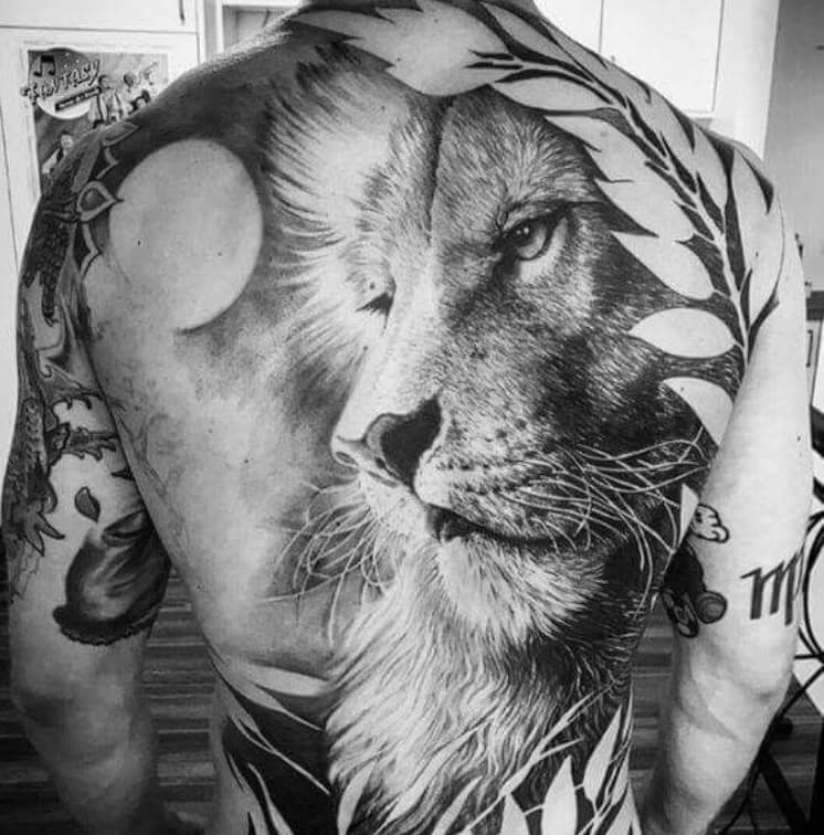15+ Realistic Lion Back Tattoo Designs and Ideas - PetPress