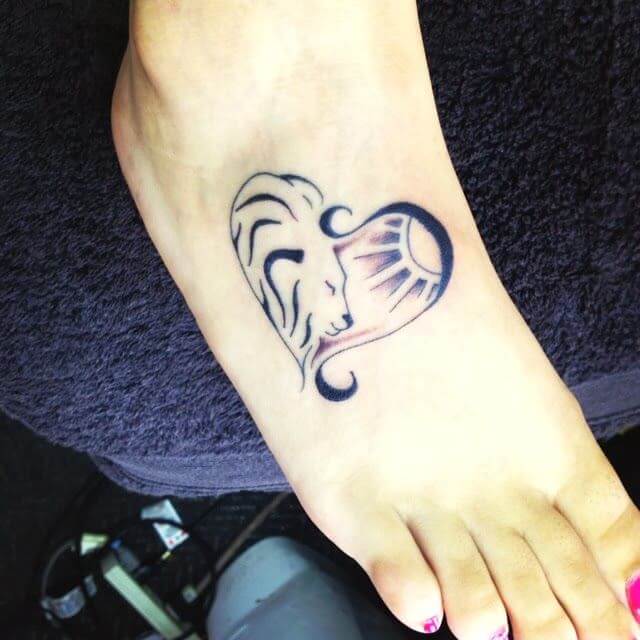 10+ Best Lion & Heart Tattoo Designs - PetPress