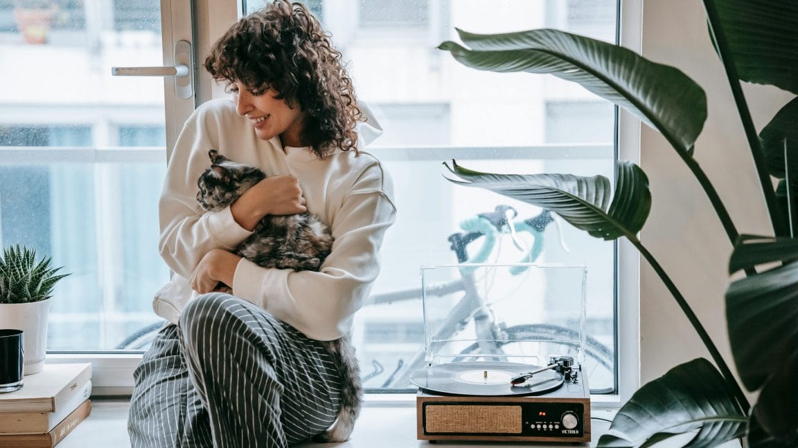 Why Does My Cat Squeak? Deciphering Feline Vocalizations